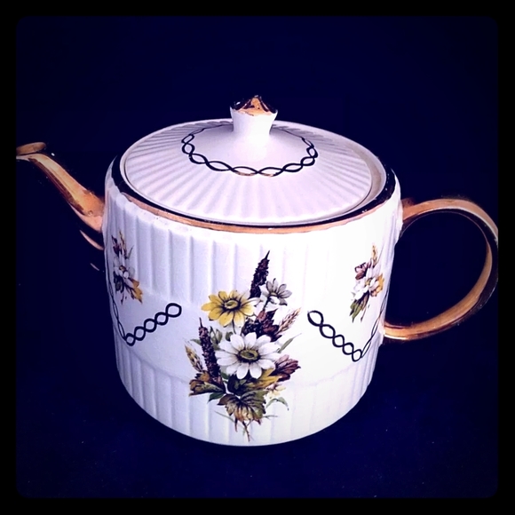 Ellgreave England | Kitchen | Authentic Ellgreave England Ironstone ...